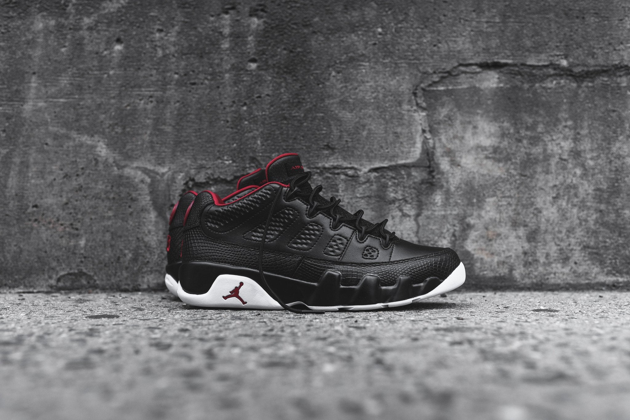 Nike Air Jordan IX Retro Low - Black / Gym Red – Kith Europe