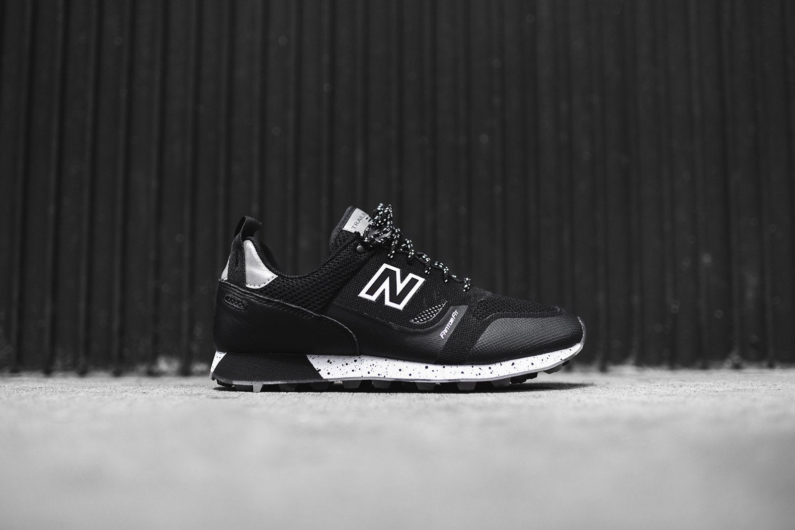 New Balance Trailbuster Re-Engineered - Black / Steel – Kith Europe