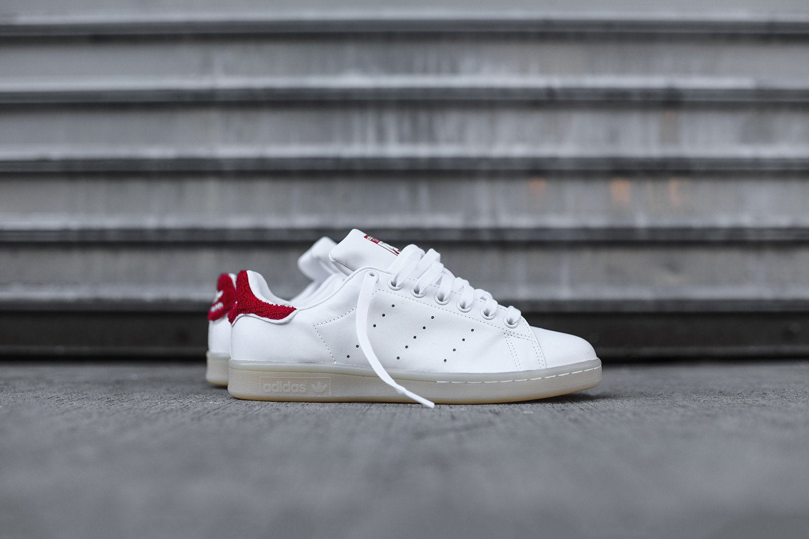 adidas Originals WMNS Stan Smith - Winter White / Red – Kith Europe