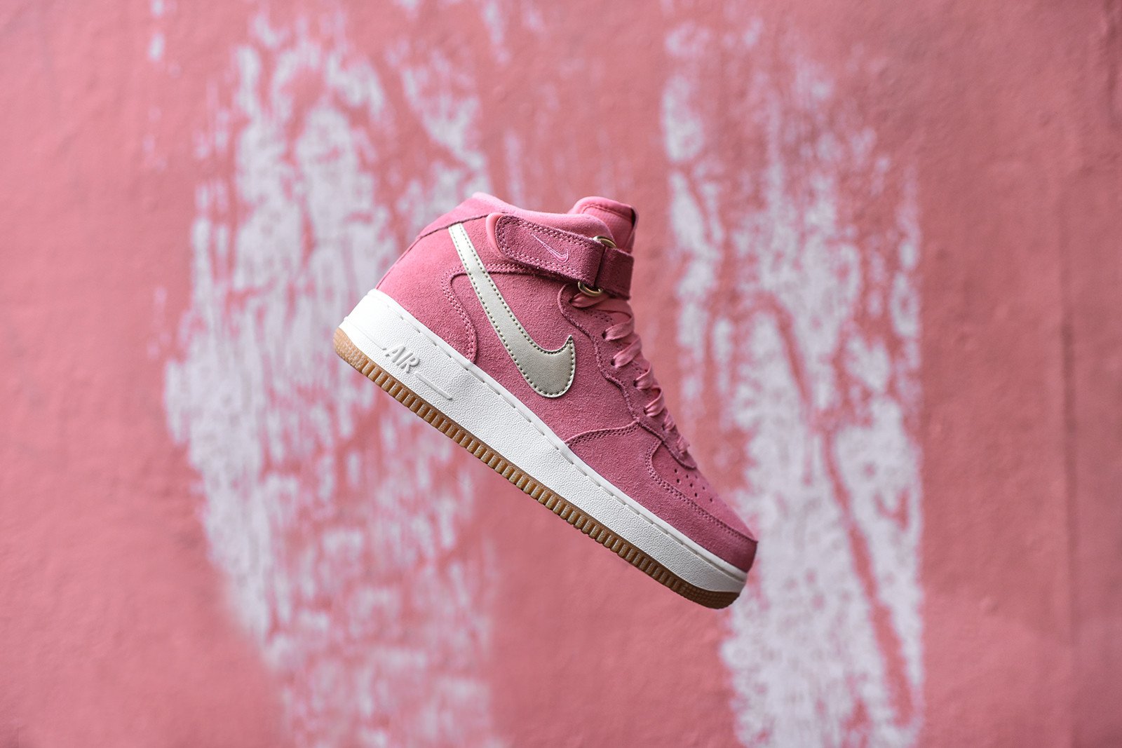 Nike WMNS Air Force 1 Mid '07 - Pink – Kith Europe