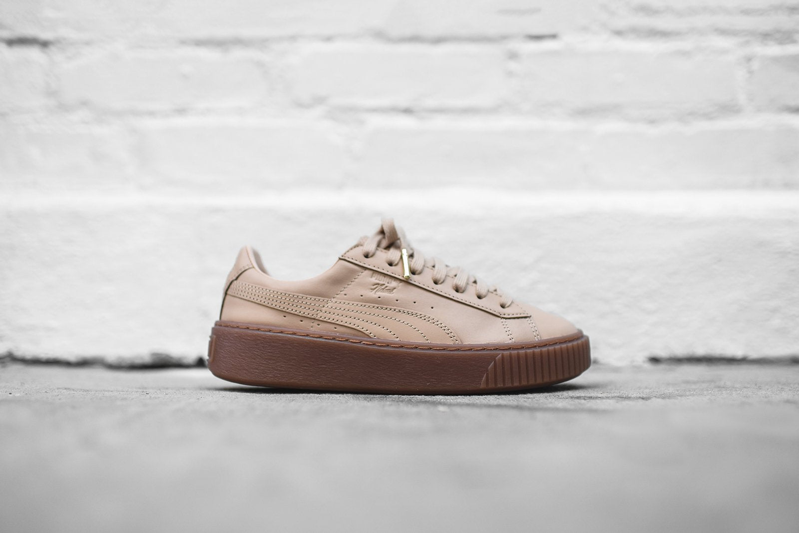 Puma x NATUREL WMNS Platform - Veg Tan – Kith Europe