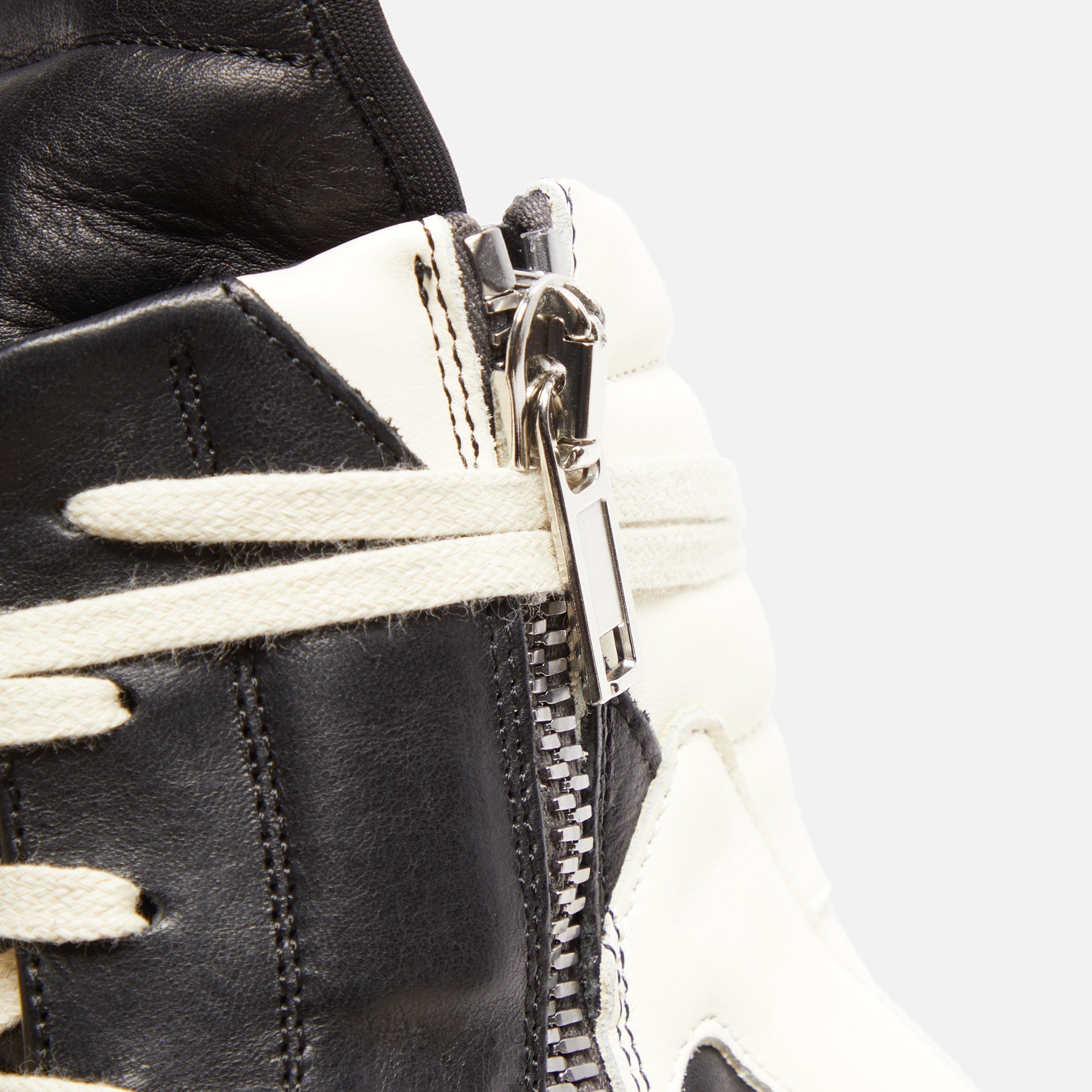 Rick Owens WMNS Mega Bumper Geobasket - Black / Milk – Kith Rick Owens WMNS Mega Bumper Geobasket - Black / Milk – Kith