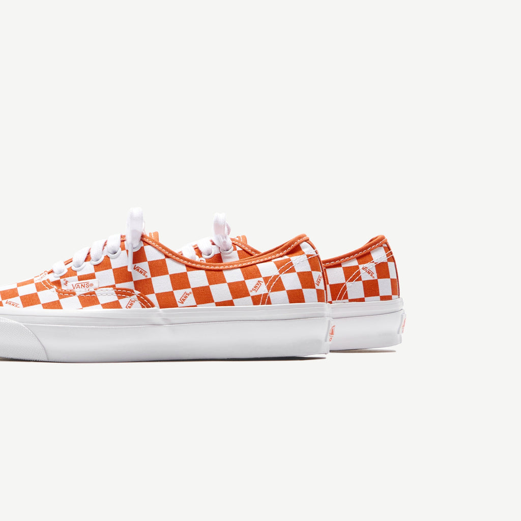 Vans Vault OG Authentic LX Vault Checkerboard - Orange – Kith Europe